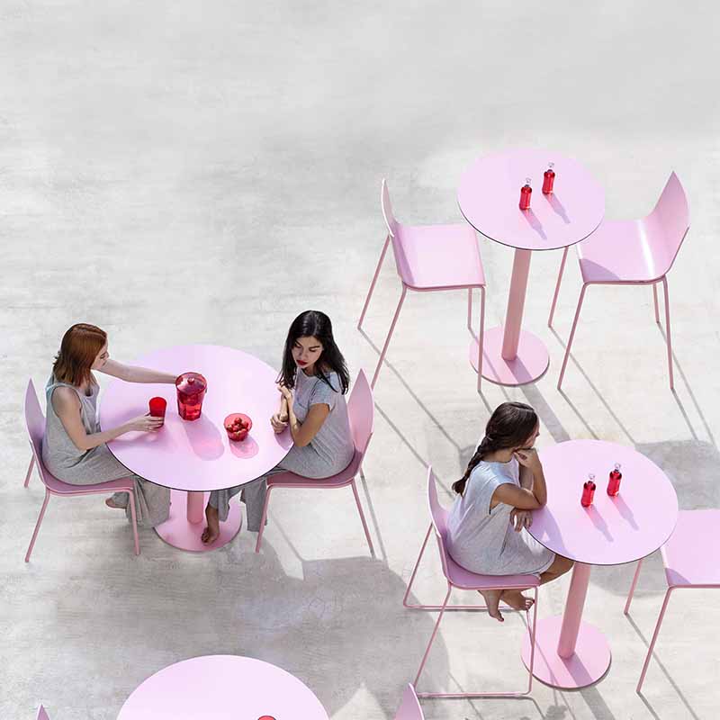 Mona Column Leg Dining Table | Zzue Creation