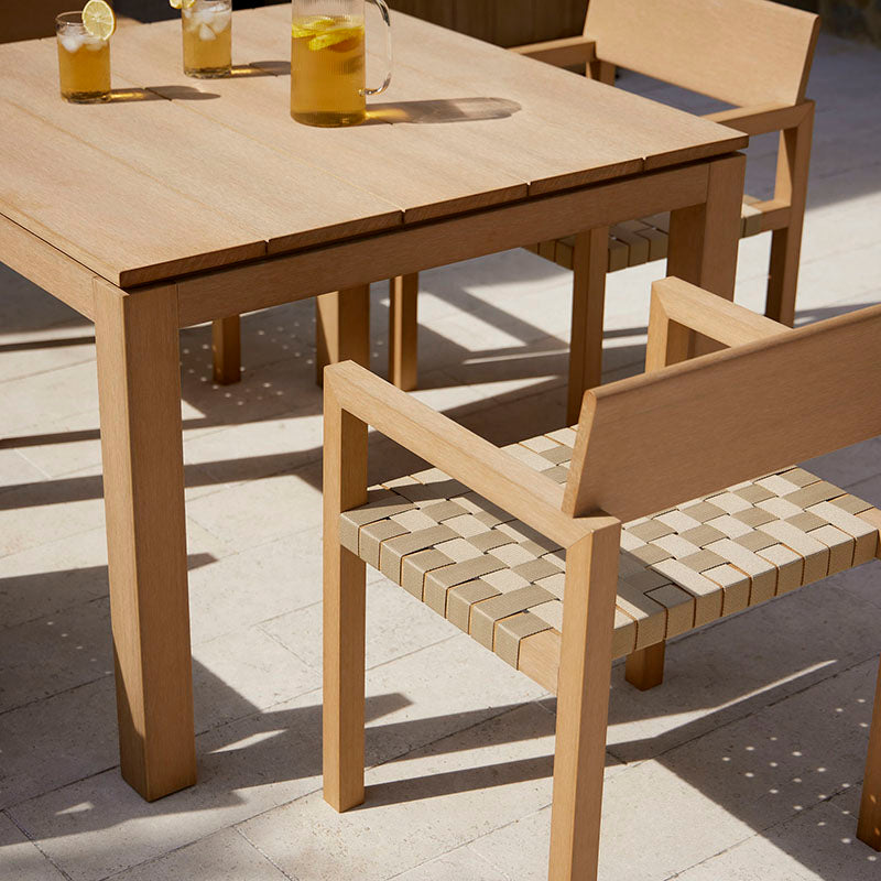 Kubik Square Dining Table | Zzue Creation