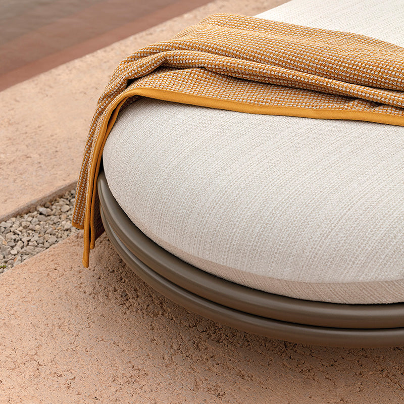 Cask Chaise Longue with Wheels | Zzue Creation