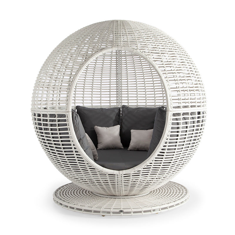 Igloo White Daybed | Zzue Creation